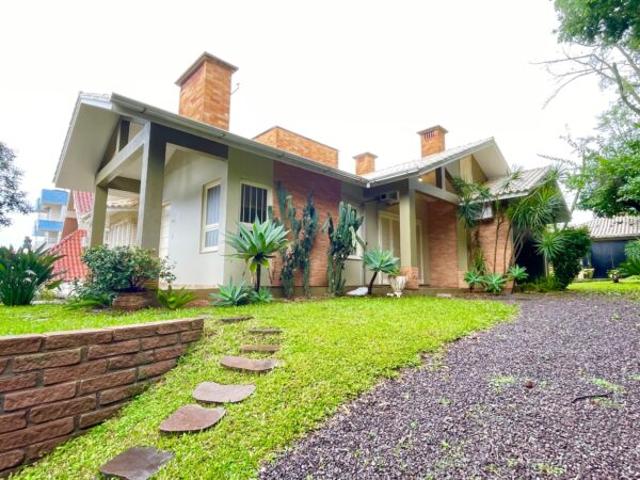 A881 – Casa 3 dormitórios