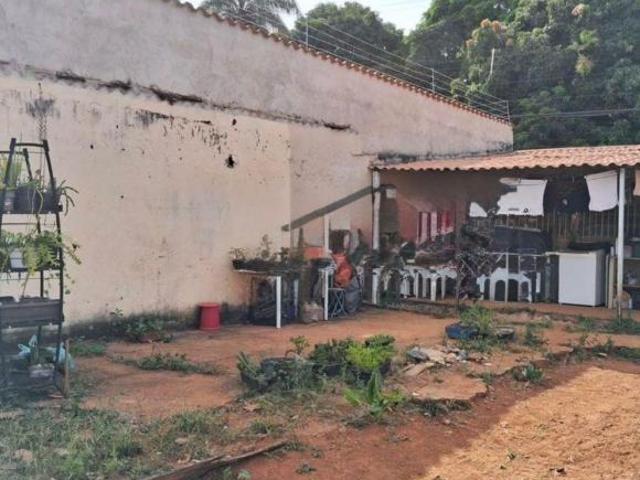 A&M IMOVEIS VENDE CASA SIMPLES NA QUADRA 09 DE SOBRADINHO LOTE DE 525M2