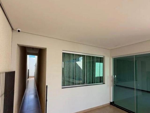 A&M IMOVEIS VENDE EXELENTE CASA COM LASER COMPLETO NO SETOR DE MANSOES