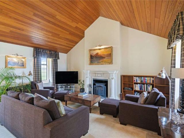 A magnificent Cotswold stone home on a private gated estate just outside the charming market town of Cirencester, with extensive leisure facilities and excellent road access