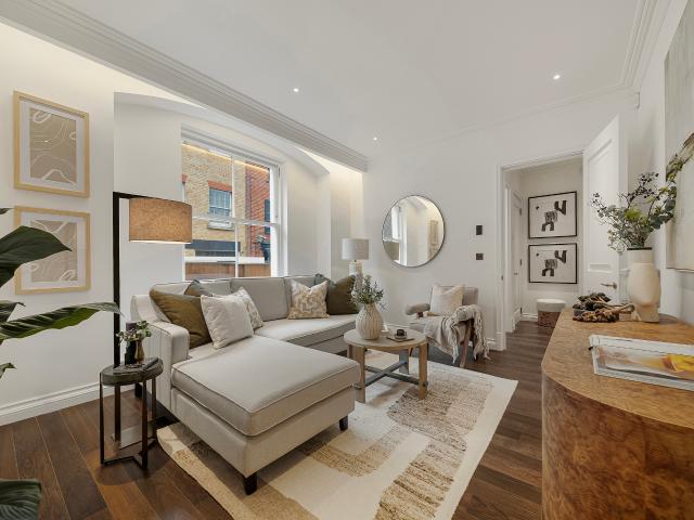 A magnificently finished townhouse in an exclusive Mayfair development