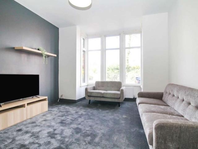 A Memorable Houseshare for Rent in Armley, Leeds Room 1