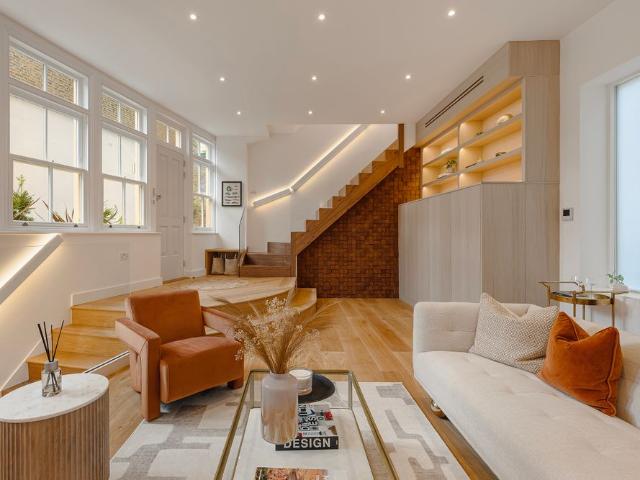 A Mews House in Kensington