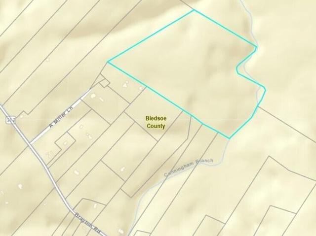 A Miller Ln, Graysville, TN 37338