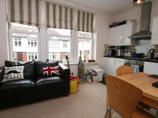 A modern, one bedroom property within close proximity to local amenities