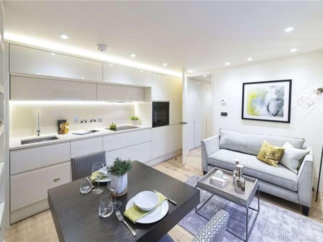 A modern studio flat with separate bedroom area situated in an attractive and secure period building in the heart of Belgravia