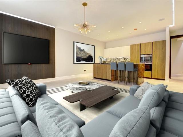 A newly refurbished apartment with a garden that leads onto a communal garden