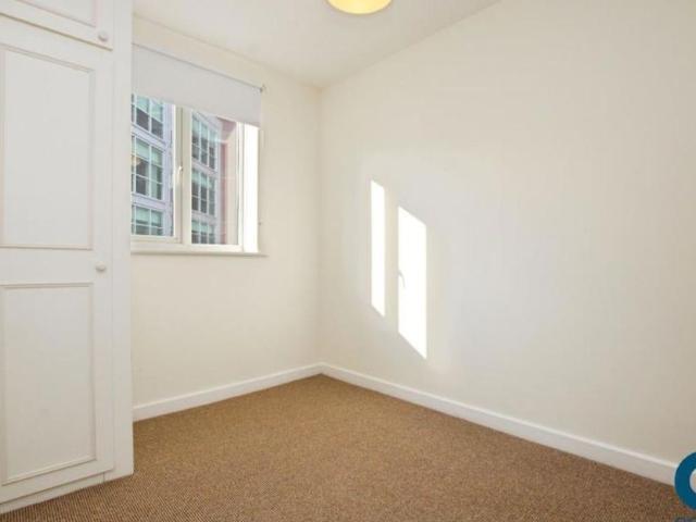 A newly updated property with an allocated parking space, within a short walk to Temple Meads