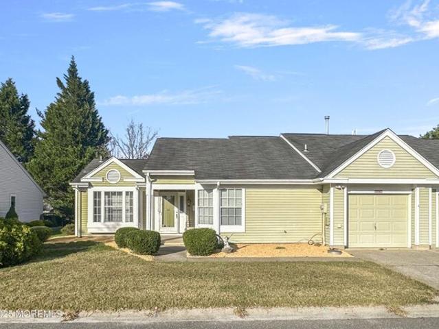 A Buckingham Dr, Manchester, Condo For Sale