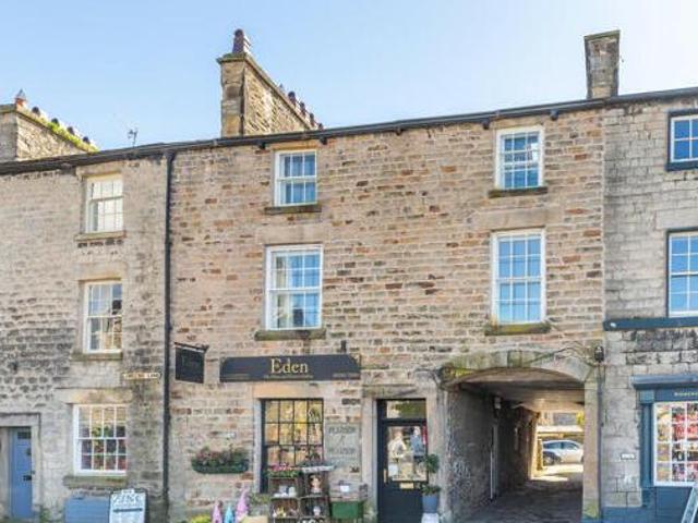 A & B Market Square, 3 Bedroom Town