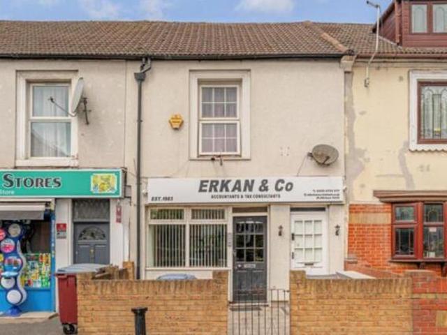 A Baker Street, Enfield, 3 Bedroom Terraced