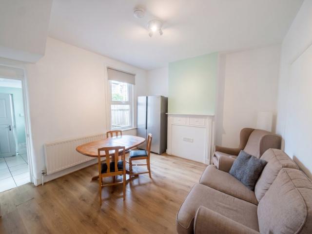 A beautiful 4 bedroom house to rent in N17