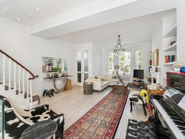 A beautiful 5 bedroom home located on Campden Grove, Kensington W8