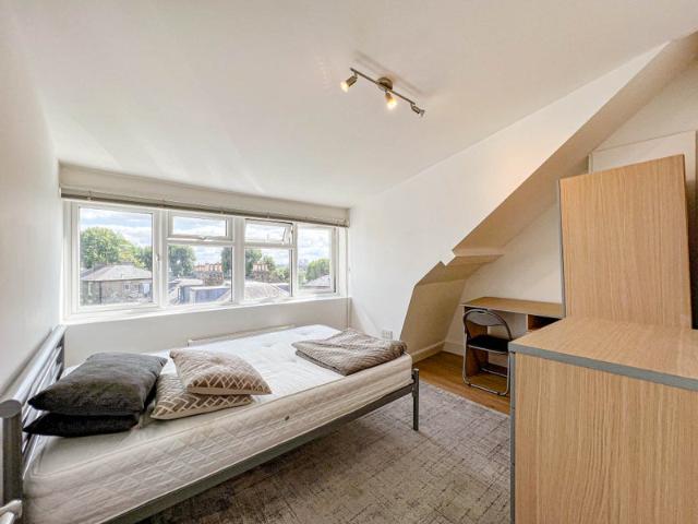 A beautiful 2 bedroom property in Archway, N19
