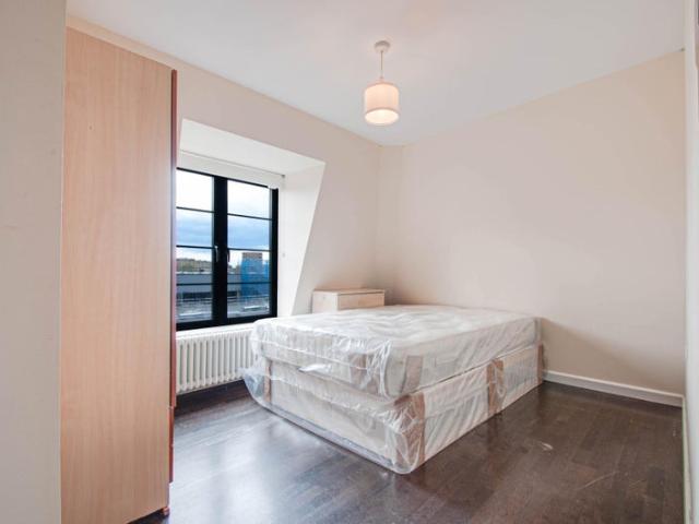 A beautiful 2 bedroom property in Euston NW1