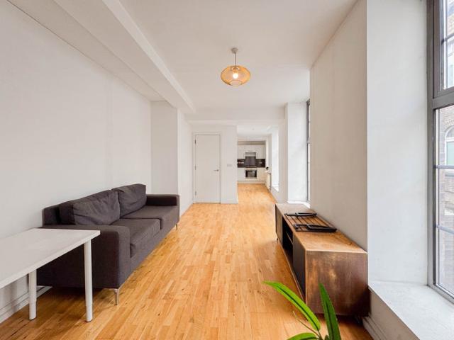 A beautiful 2 bedroom property in Holloway, N7