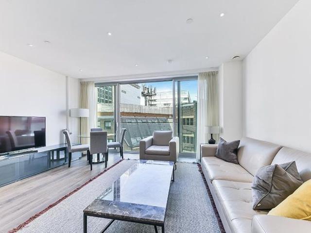 A beautiful two bedroom apartment with a private terrace in Meranti House, E1