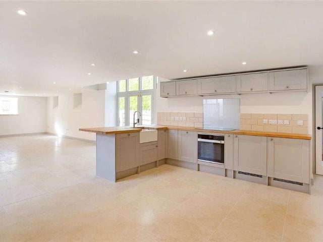 A beautiful barn conversion located in the picturesque village of Hawling