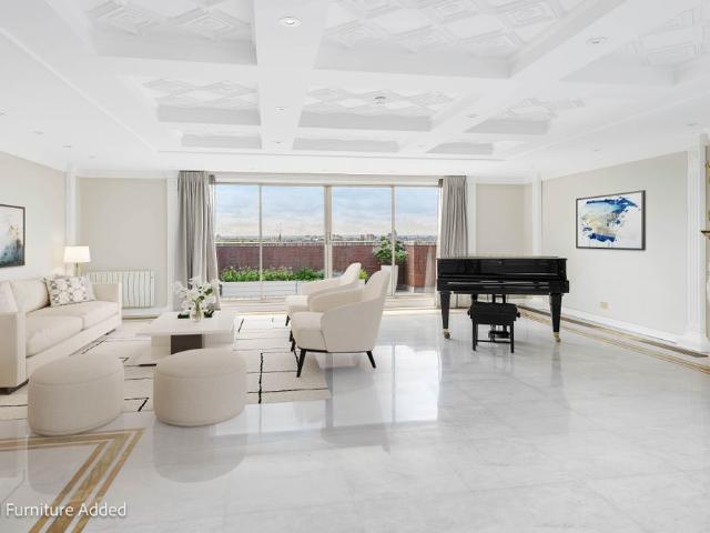 A Beautiful Duplex Apartment on Pont Street