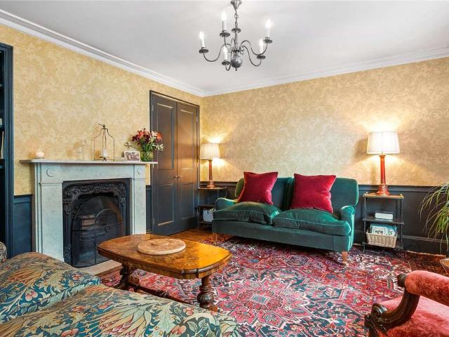 A beautiful Georgian double fronted family home, which has been refurbished to exacting standards, with many period features and a stunning garden