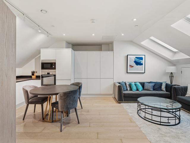 A Beautiful Knightsbridge Penthouse on Basil Street