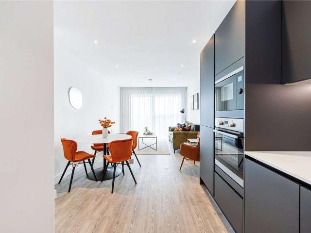 A beautifully appointed one bedroom apartment set within Meeches House