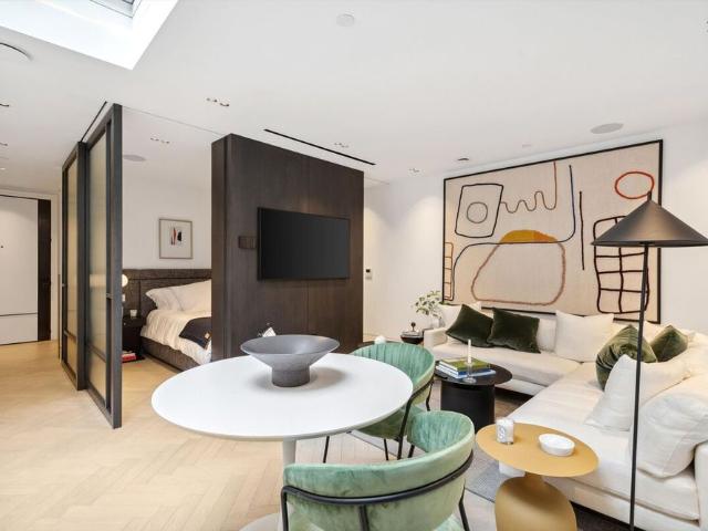 A beautifully presented 1 bedroom apartment to rent in Marylebone W1