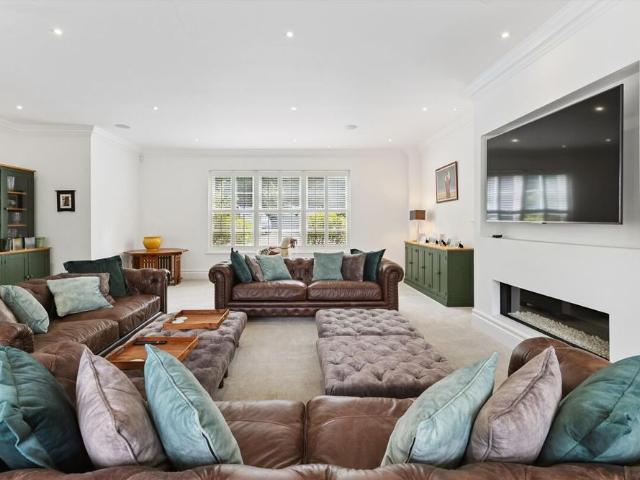 A beautifully presented detached family home available to let in Oxshott