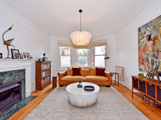 A beautifully presented Edwardian home