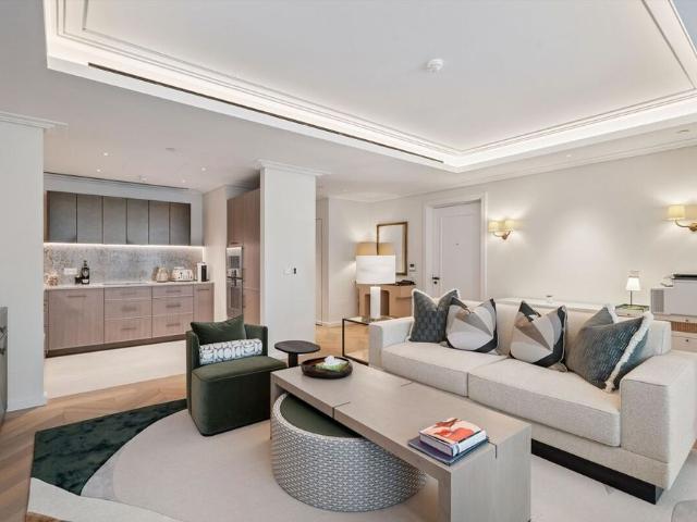 A beautifully presented one bedroom apartment to rent in prestigious development in the heart of Knightsbridge, SW3
