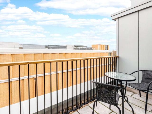 A bright top floor apartment