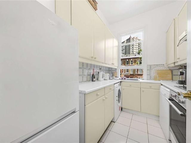 A bright two double bedroom apartment to rent on a quiet residential road moments from Maida Vale station Bakerloo Line