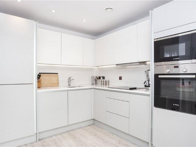 A bright and contemporary 1 bedroom apartment located in the development of Leetham House in Hungate with south facing terrace area and allocated parking