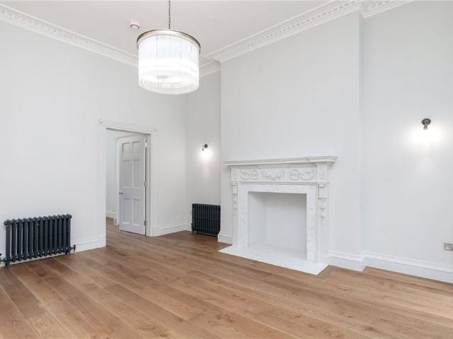 A bright and modern one bedroom apartment situated on the first floor of a period building located close to Marble Arch, Hyde Park and Connaught Square