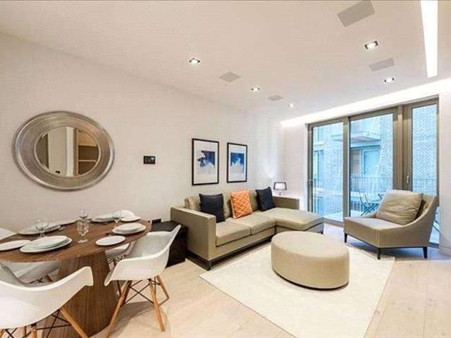 A bright, one double bedroom apartment situated on the 2nd floor of this exclusive and iconic portered, development located at One Tower Bridge