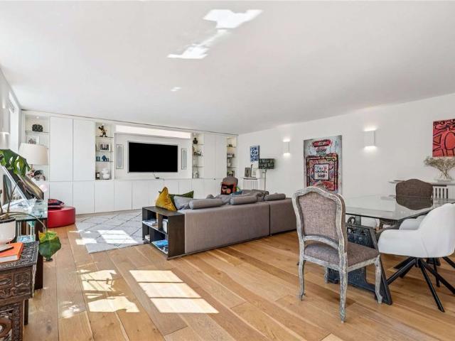 A bright spacious air conditioned two bedroom apartment with modern fixtures and fittings throughout