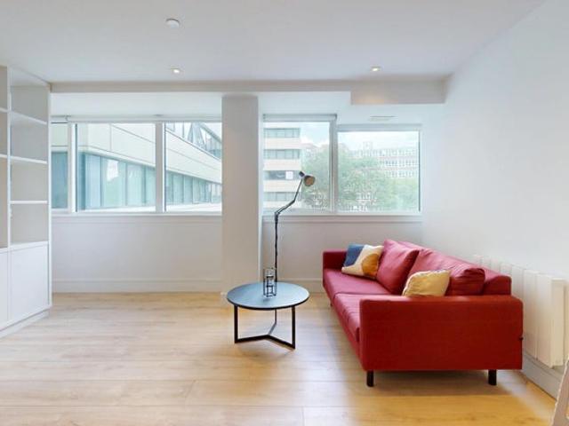 A Bright Studio in Wembley Co Work, Cinema, Gym
