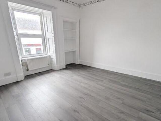 A Broad Street, Denny, 2 Bedroom Flat