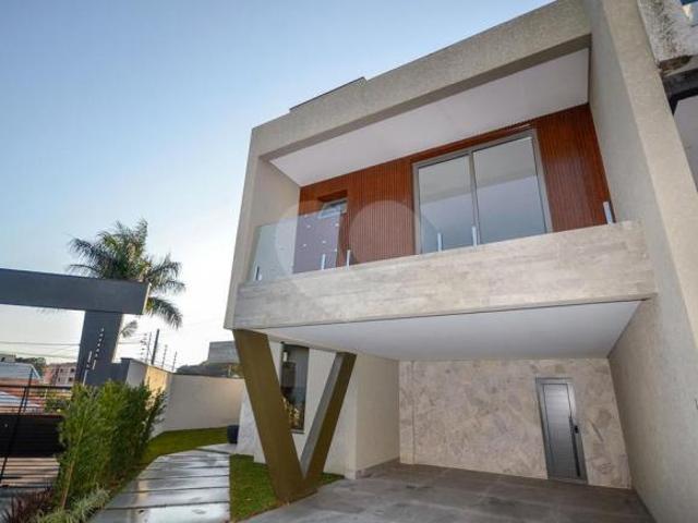 A casa dos seus sonhos, em Condomínio Fechado na Região Norte