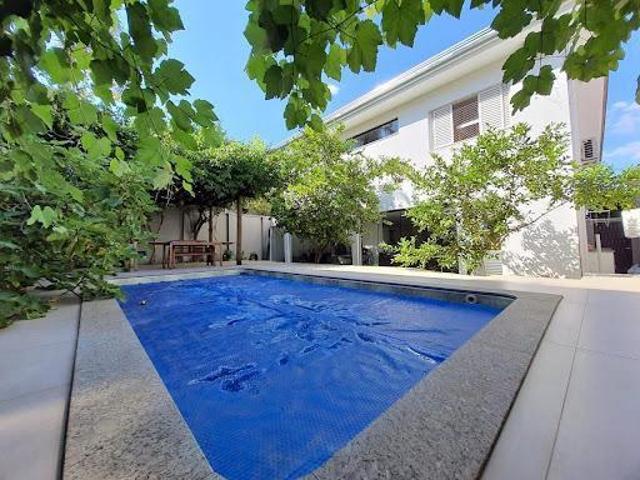 A Casa Perfeita: Reformada, Sustentável e Pronta para Morar