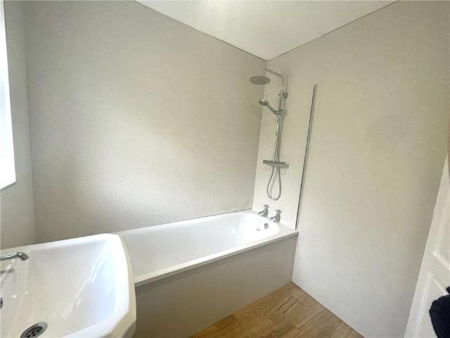 A charming, extensively refurbished two bedroom stone cottage located on the quiet outskirts of Oswestry town