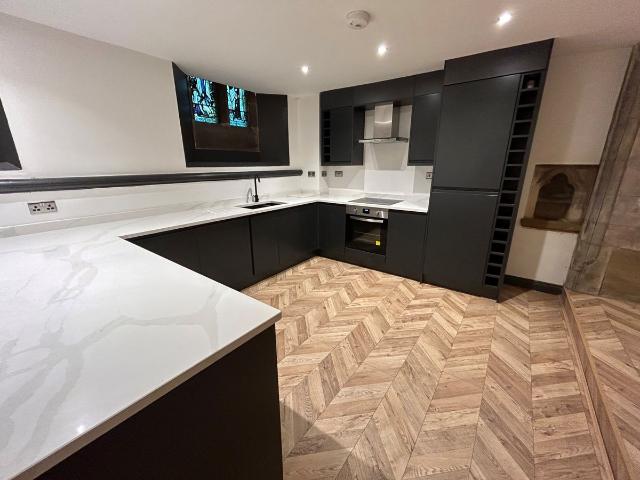 A Chestnut Grove, Liverpool L15, 2 bed flat to rent, £1,250 pcm | PrimeLocation