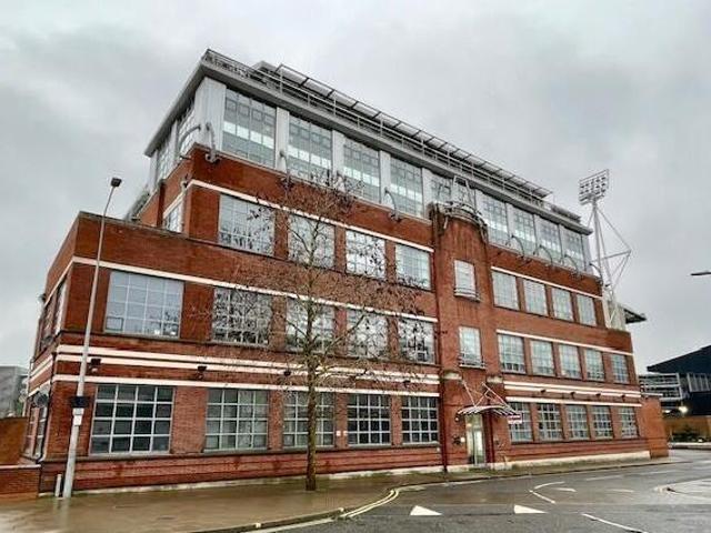 A Churchman House, Portman Road, 2 Bedroom Flat