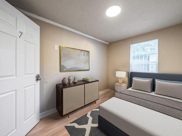A Comfortable & Easily Accessible Den in Houston