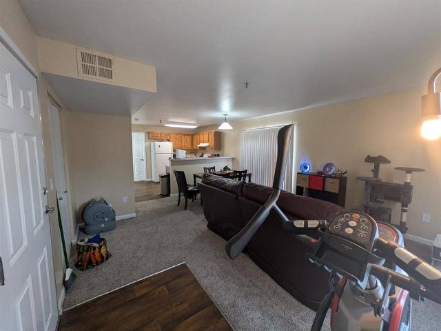 A cozy 2 bedroom apartment