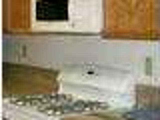 A deluxe 2 bedroom, 1 bath apartment in the fast growing city of