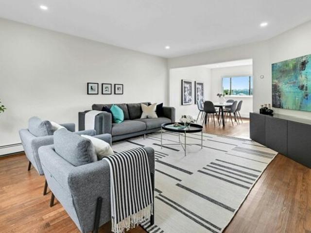 A Edgewater Pl, Edgewater, Condo For Sale