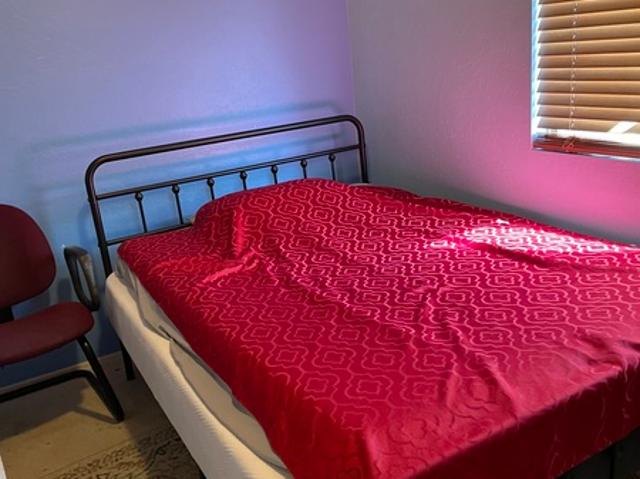 A fully furnished room for rent