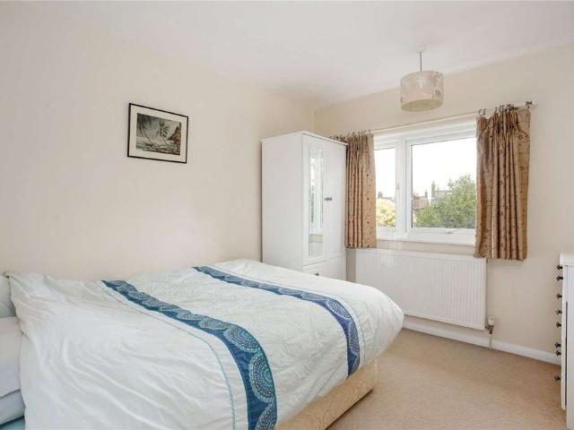 A furnished 3/4 bedroom townhouse conveniently located in a central location approximately 0.3 miles from all local amenities