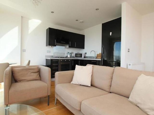 A furnished, two bedroom, two bathroom property on the 12th floor in this prime City Centre location